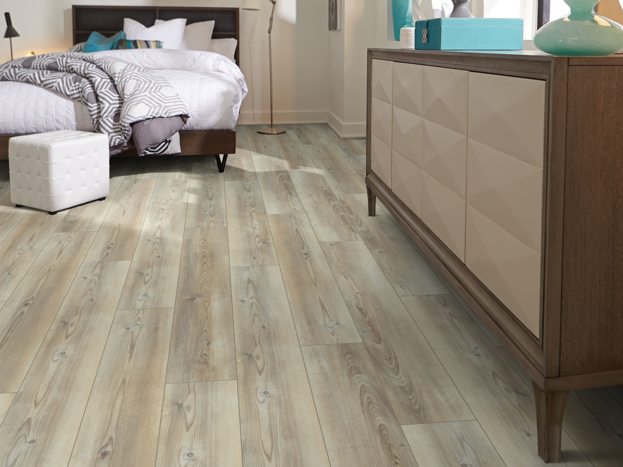 Shaw Floorte Pro - Paragon 7" Plus - Cut Pine from Znet Flooring